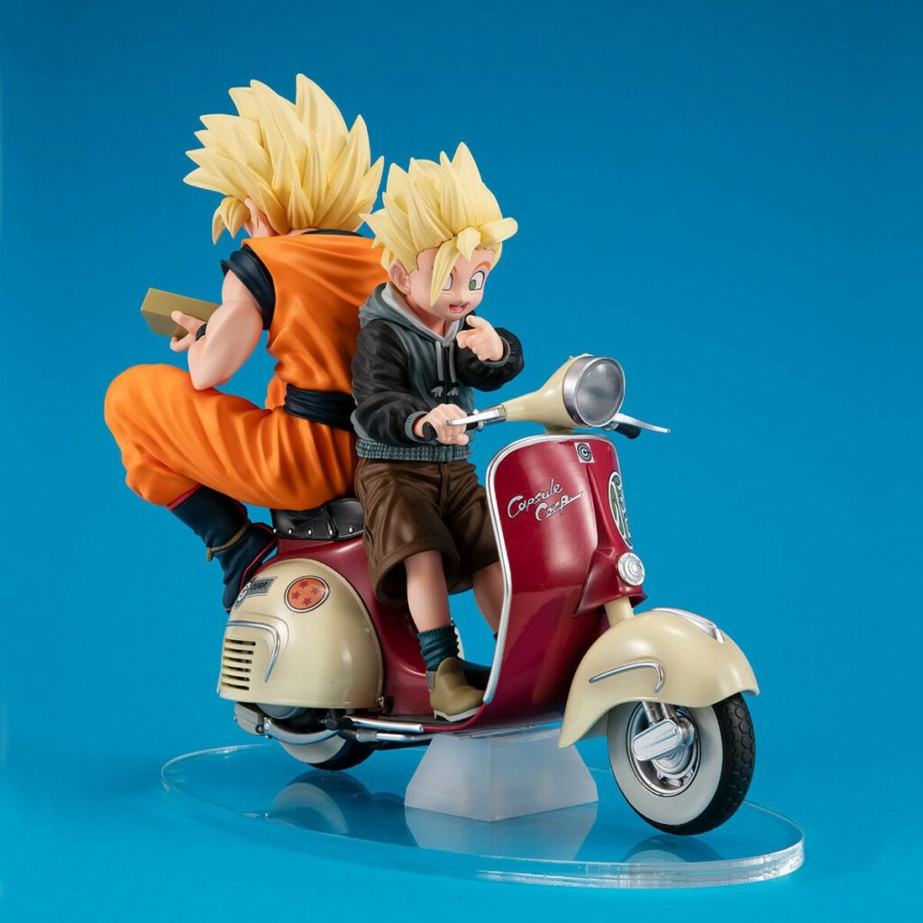 Riding Scooter Son Goku & Son Gohan - Dragon Ball Official Statue ...